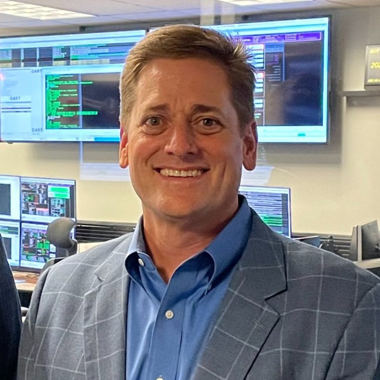 Empowering one of the largest satellite constellations - SSC - Swedish ...