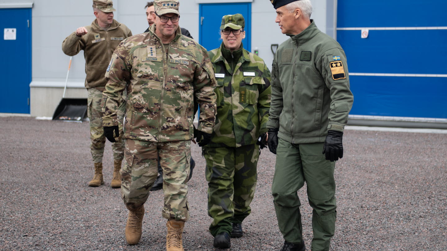 U.S. Space Force Chief visited Esrange - SSC - Swedish Space Corporation
